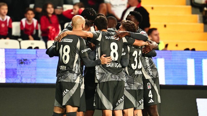 Fatih Karagümrük - Beşiktaş - CANLI SKOR - Ensonhaber